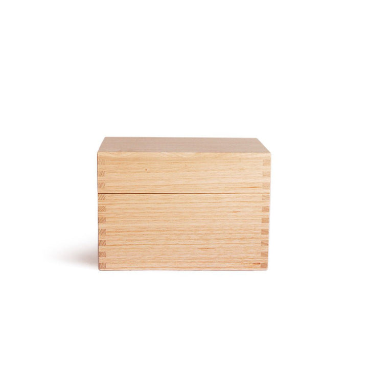 Classiky Chestnut Postcard Case | Boston General Store